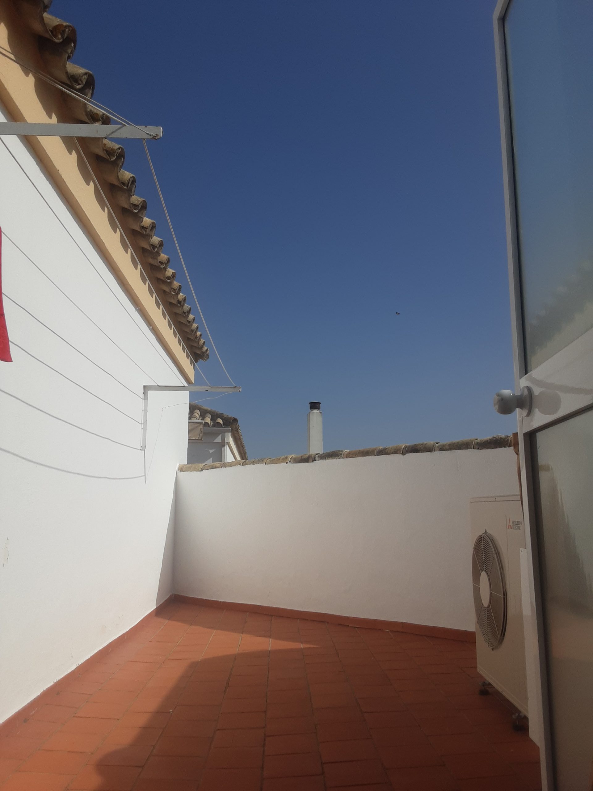 Increíble vivienda dúplex, buhardilla, azotea y garaje - Anpemo Gestiones